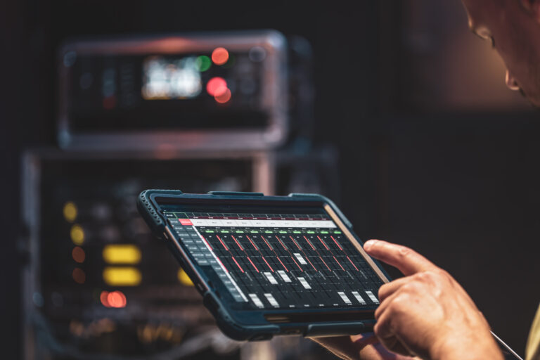 Understanding the Differences Between PLC, DCS & SCADA - Mikrodev Understanding the Differences Between PLC, DCS & SCADA - Mikrodev